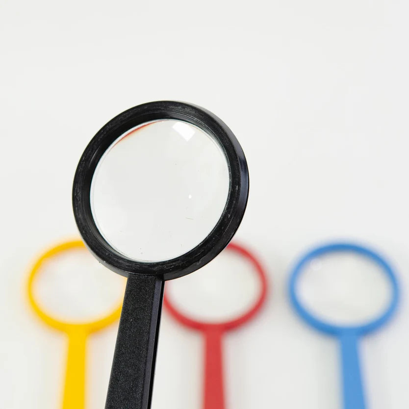Magnifying Glass Black – The Early Years Treasury